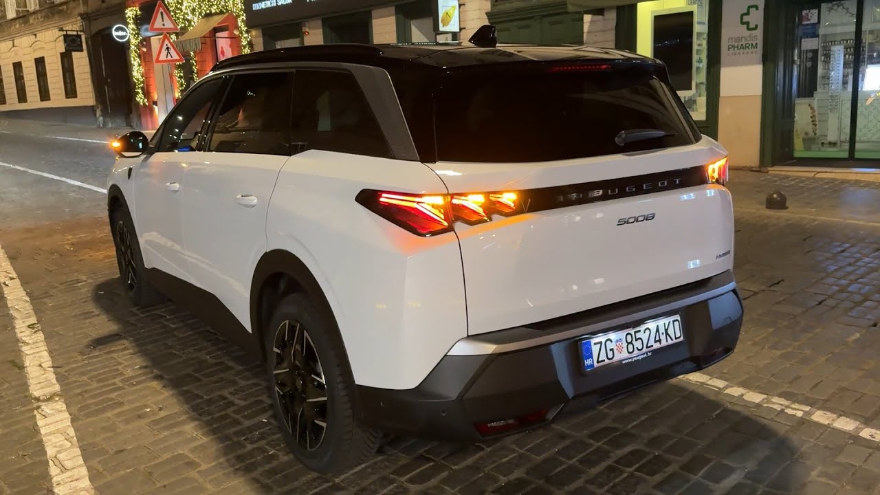 PEUGEOT 5008 48V HYBRID 2025 at night - SPECTACULAR LED lights ...