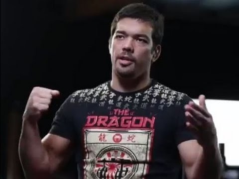 Movimentos característicos: Lyoto Machida