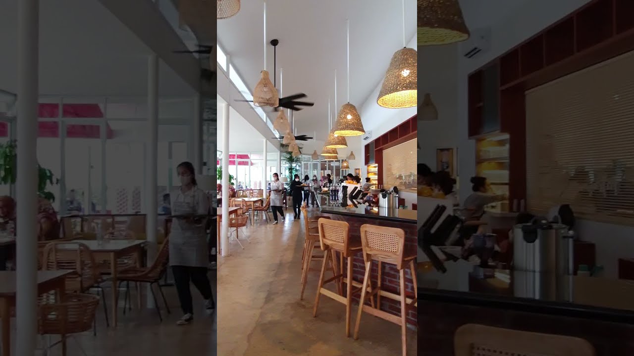 EMERALD TREE, TEMPAT KULINER BARU DI EMERALD BINTARO SEKTOR 9 - YouTube