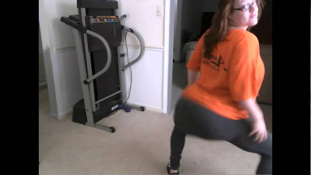 Girl got the cake . - YouTube