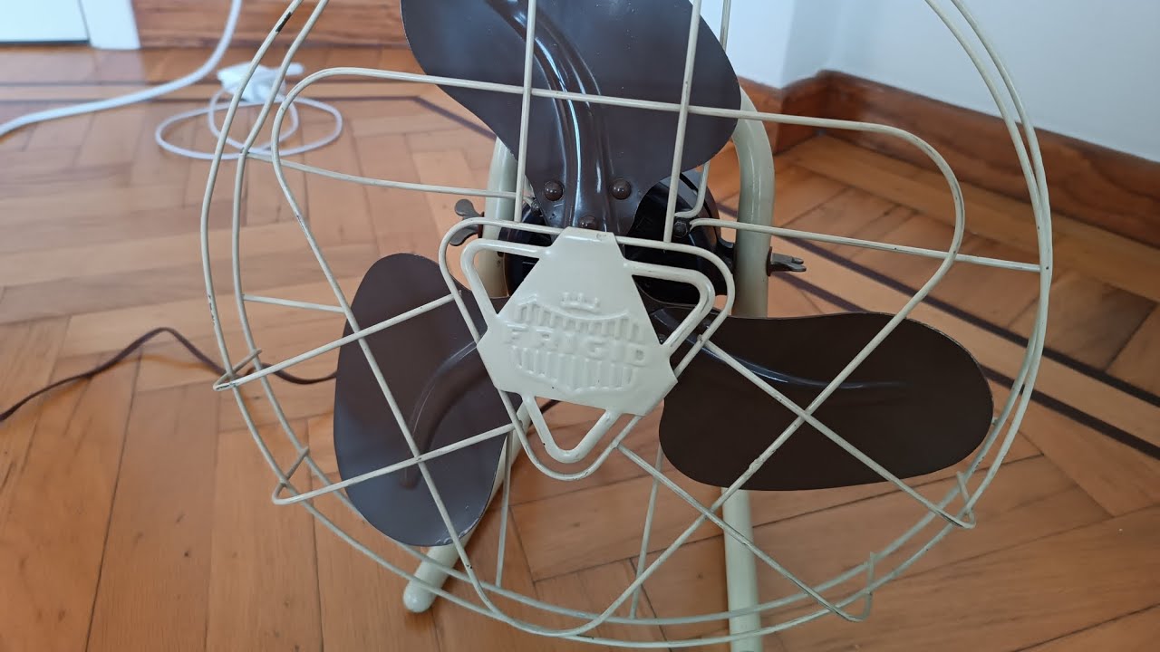 Vintage 1950s' FRIGID fan WORKING! - YouTube
