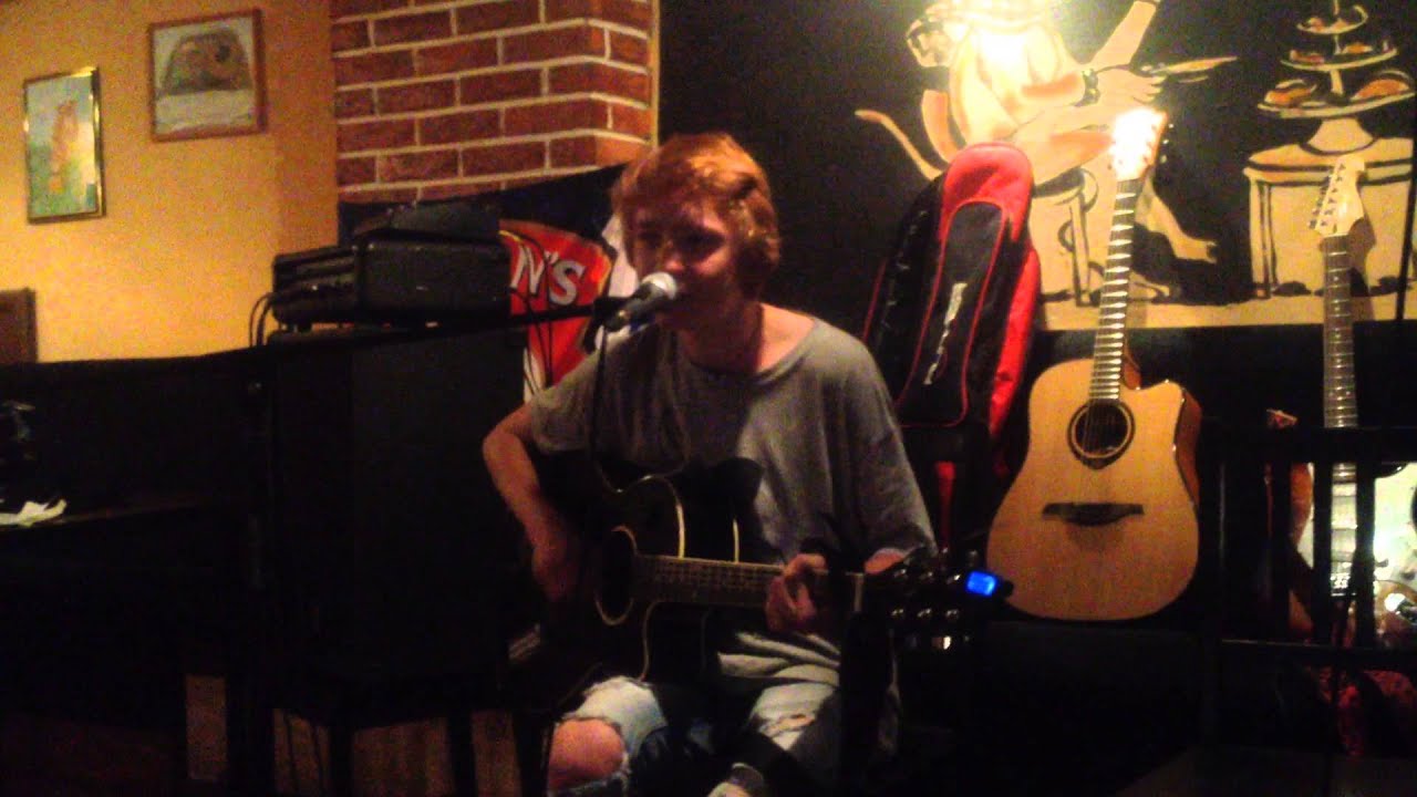 Максим Пэ- Rat poison (Acoustic live) (отрывок) - YouTube