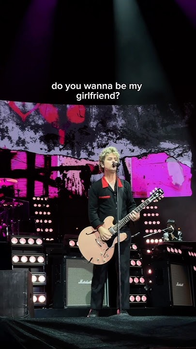 This one goes out to all the boyfriends, girlfriends + best friends - YouTube