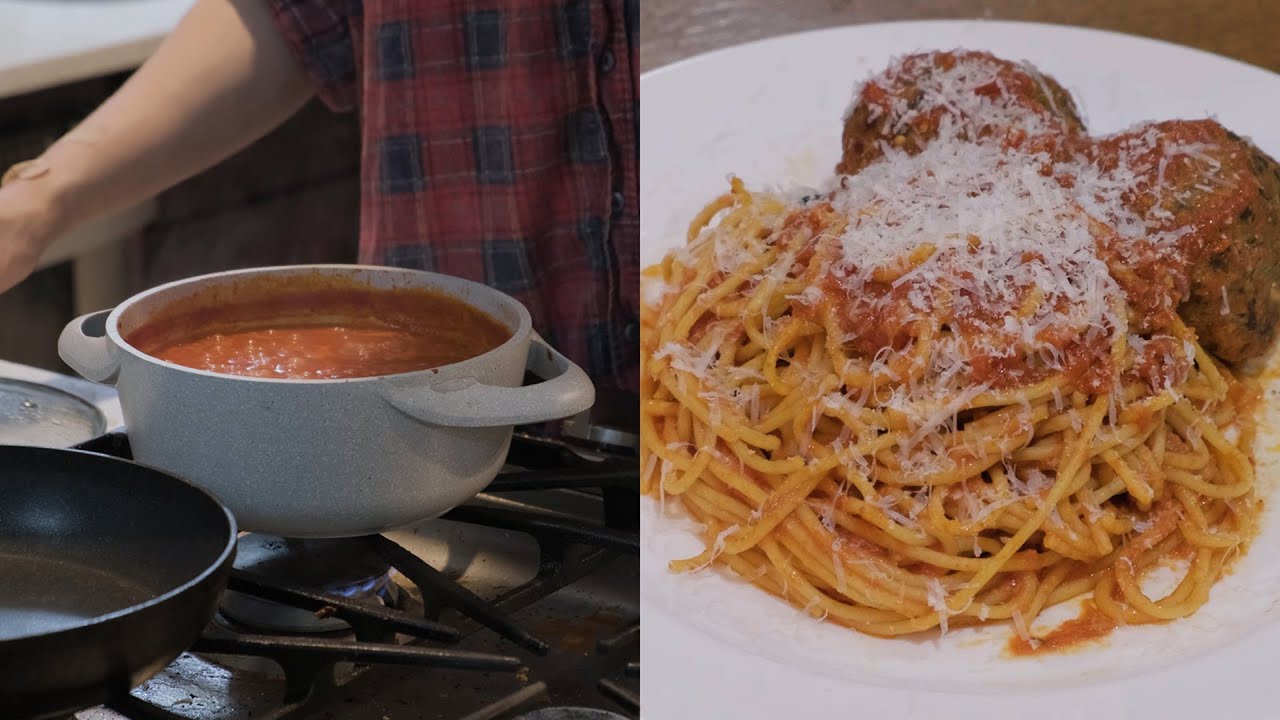 making spaghetti and meatballs from chef - YouTube