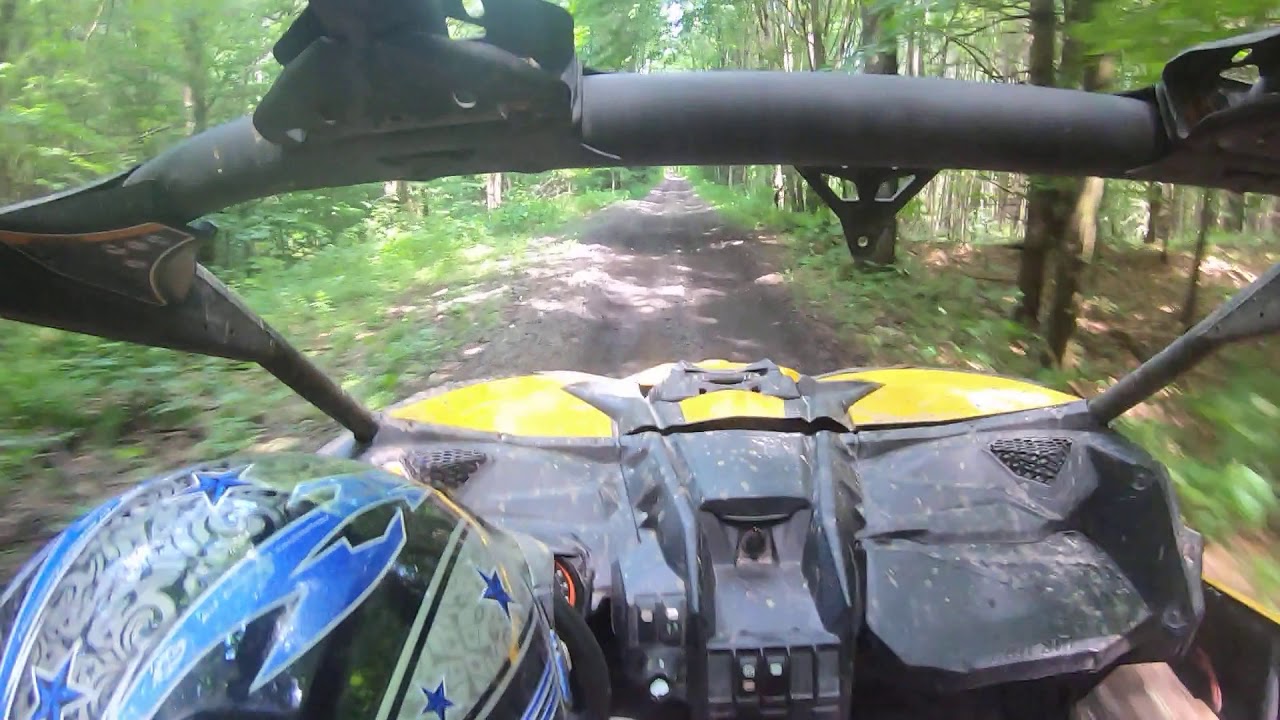 Can am x3 65mph+ trail riding - YouTube