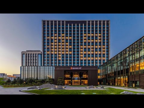 HUALUXE Beijing Xinan, Beijing