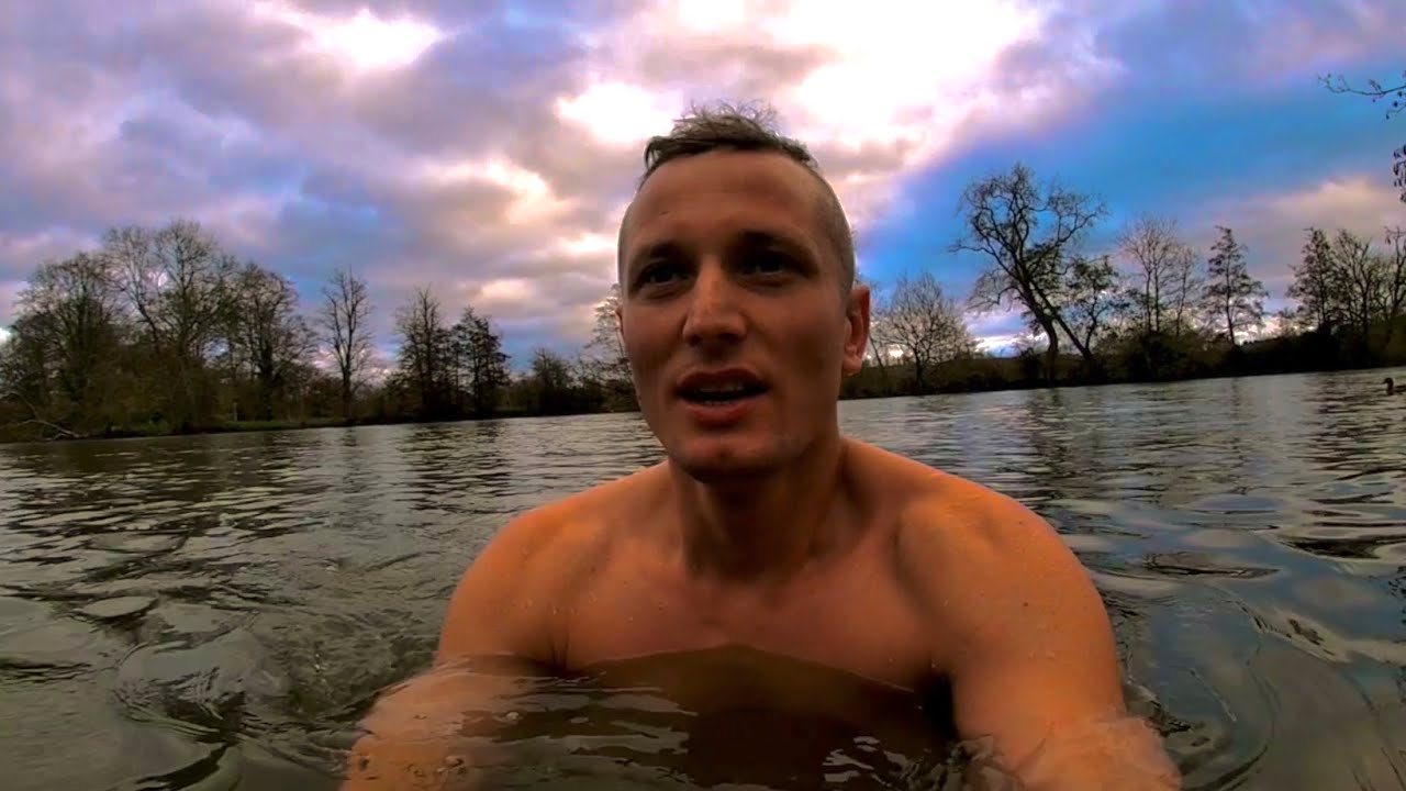Swimming at Medmenham River Thames - YouTube
