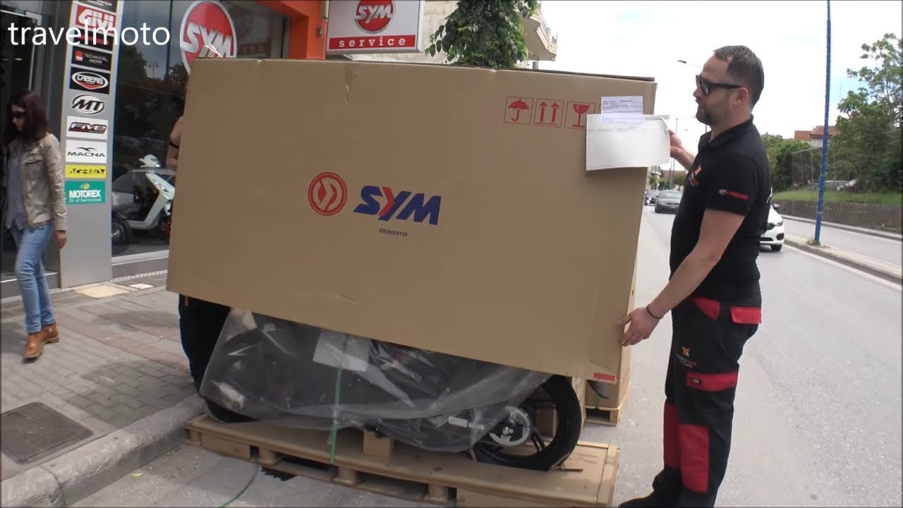 unboxing παπί SYM VF185cc - YouTube