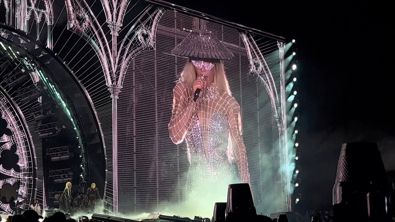 5th interlude + Church Girl + Get me bodied + Before I let Go - Renaissance World Tour ...