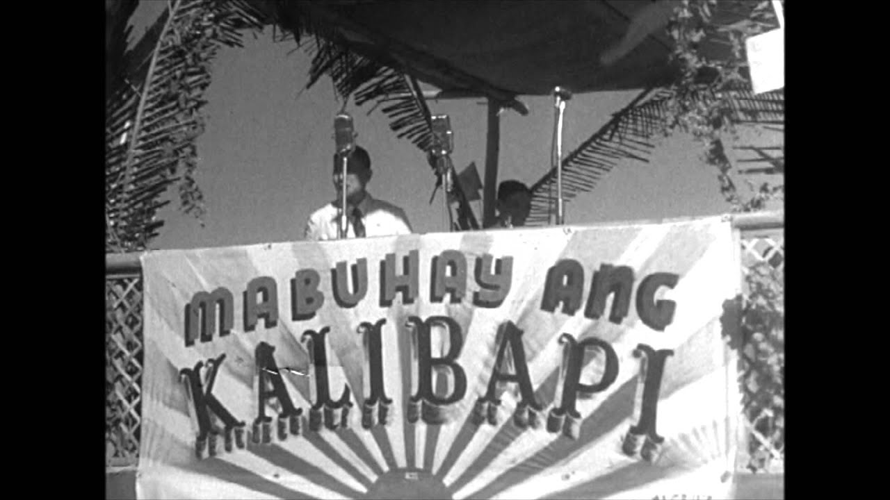 Benigno S. Aquino Sr speaks to the crowd about the Philippines ...