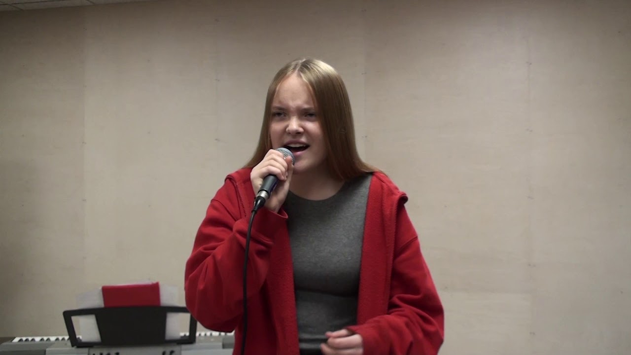 Rebecca Murrand - Warrior - Juhendaja Ester Murrand - Audio ja videomontaaz Jargo Paikla - YouTube