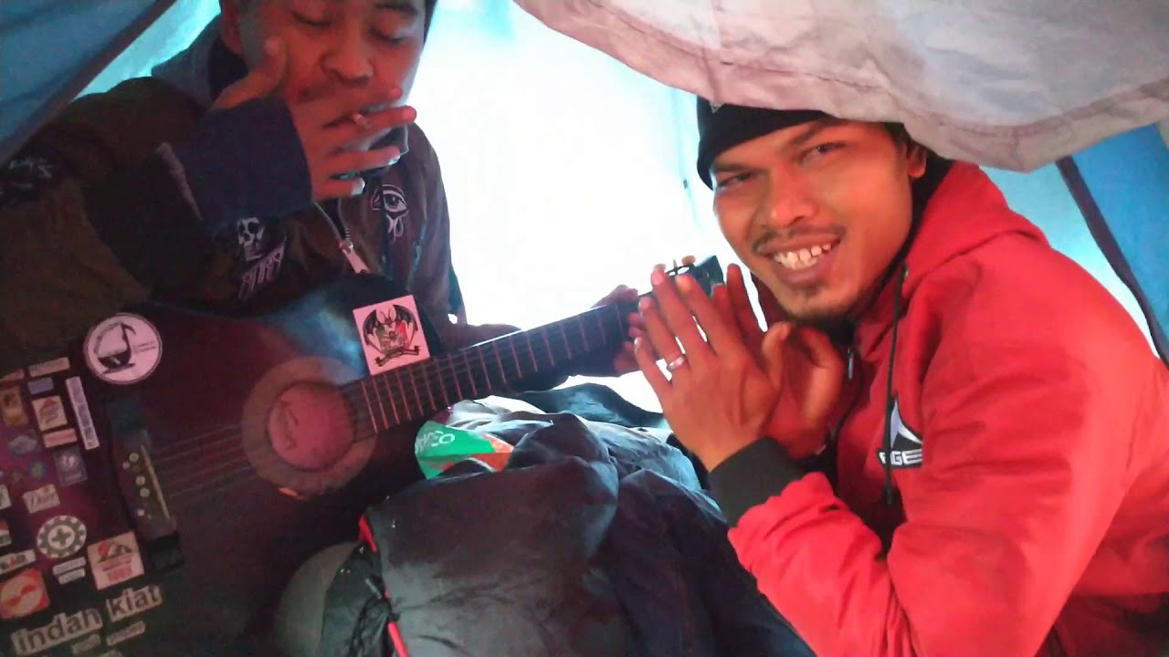 Pendakian gunung Tandikek - YouTube
