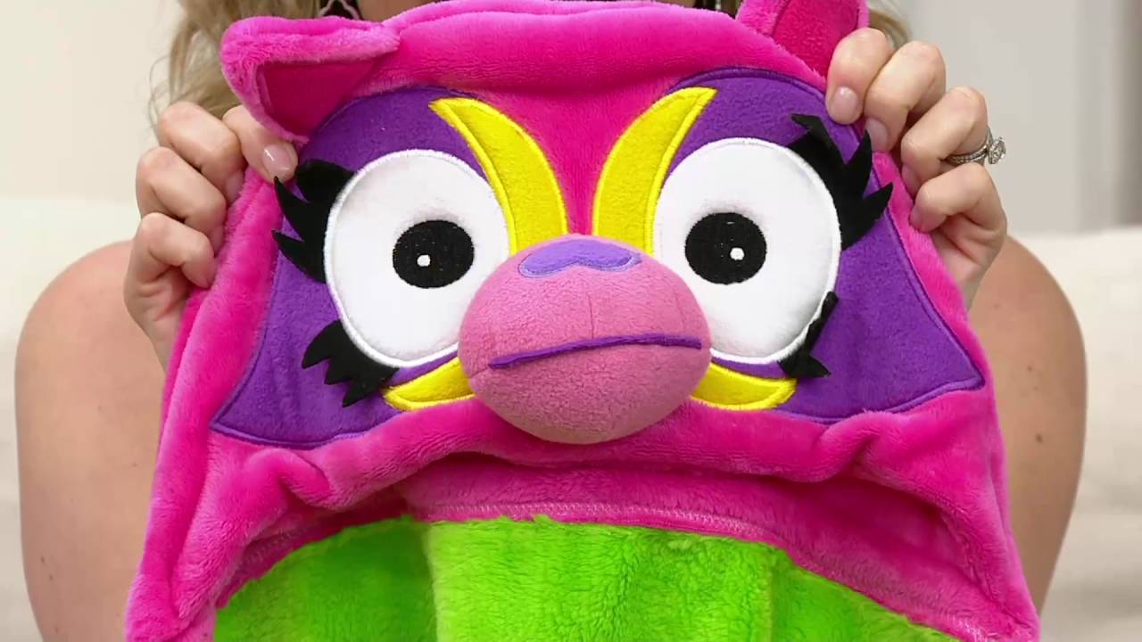 Mack & Moxy Cuddly Buddy Plush Hooded Throw by Berkshire on QVC - YouTube