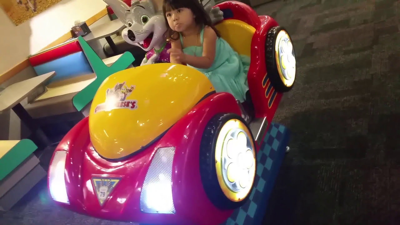 Hannah pretends and rides mickey mouse, kids ride - YouTube