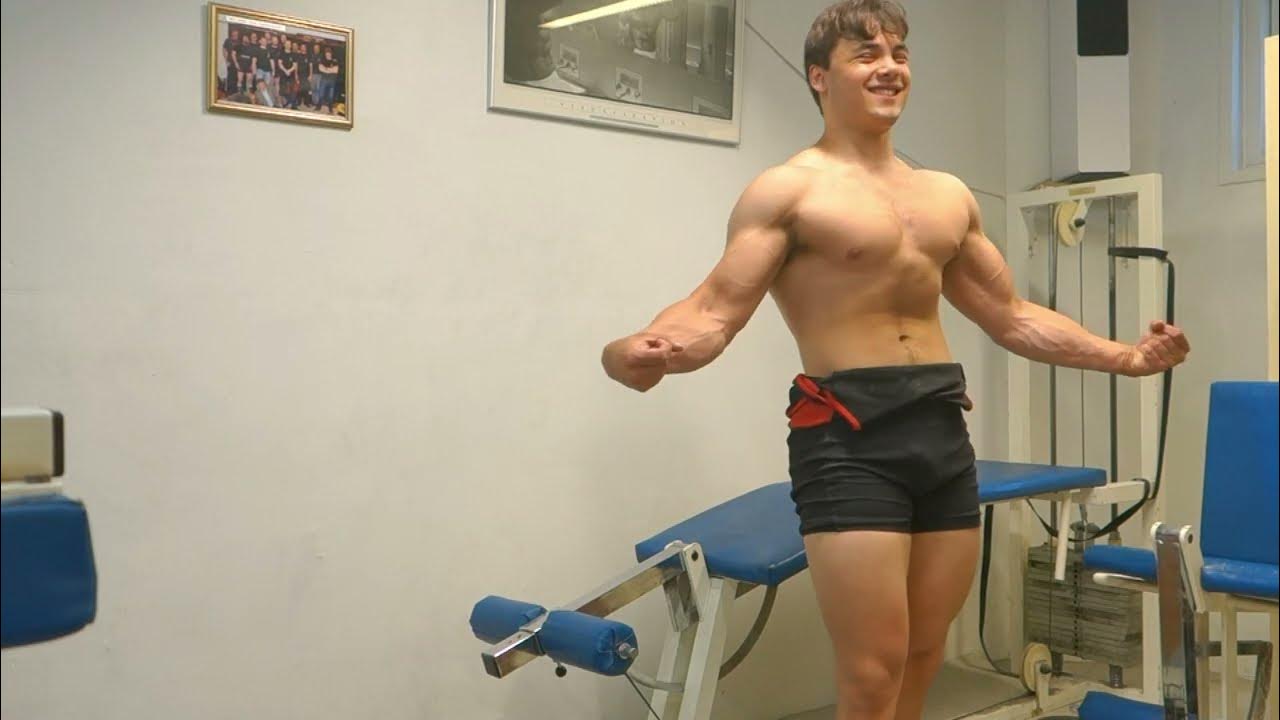 Physique update at 92kg - YouTube
