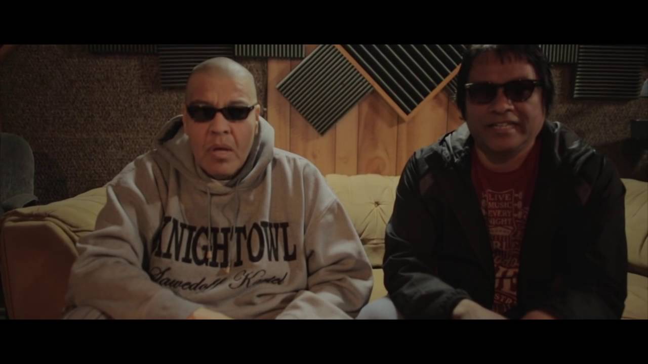 Mr Knightowl Live In The Studio / Sawed Off Records - YouTube
