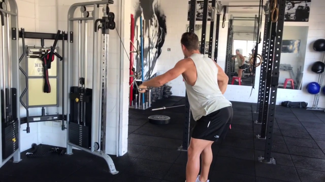 Single arm straight arm push downs - YouTube