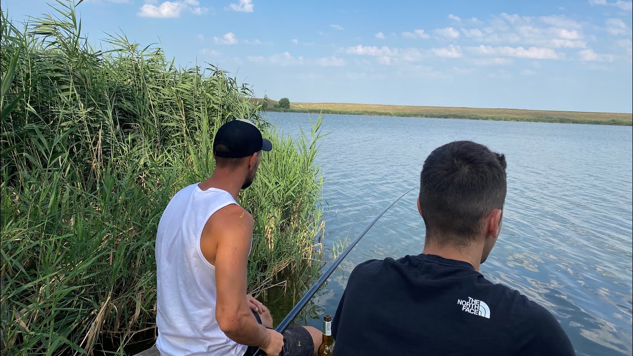 SE PRINDE BINE LA BALTA MIHAILESTI - YouTube