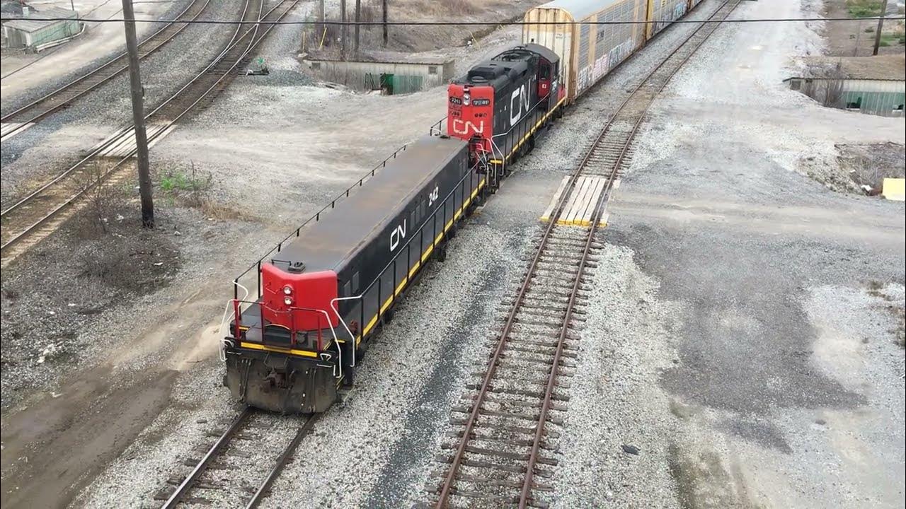 Vintage CN GP9 Slug Leads! CN GP9 Slug 242 & GP9RM 7241 & GTW 6420 @ MacMillan Yard Vaughan ...