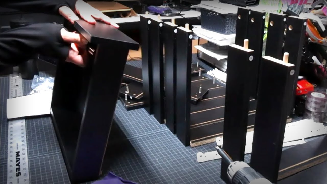 Let's build a stand! - YouTube