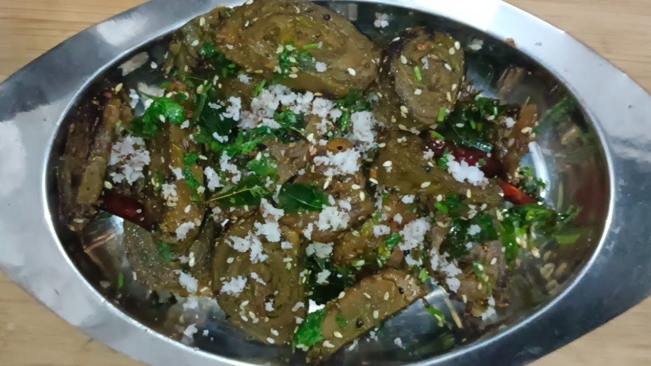 Gujarat ke famous patra recipe/ Arbi ke pati se tasty patra banaye ...