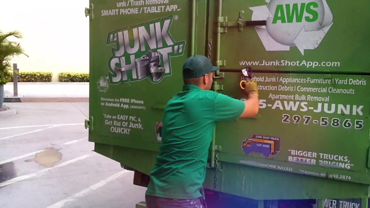 Junk Shot in Action at SKYHOUSE CHANNELSIDE - YouTube