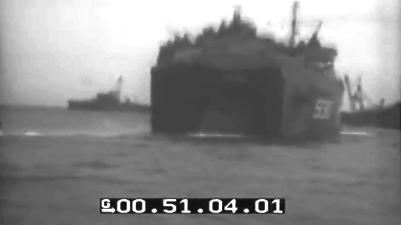 Invasion Of Iheya Shima: Amphibious Craft Underway, 6/3/1945 (full ...