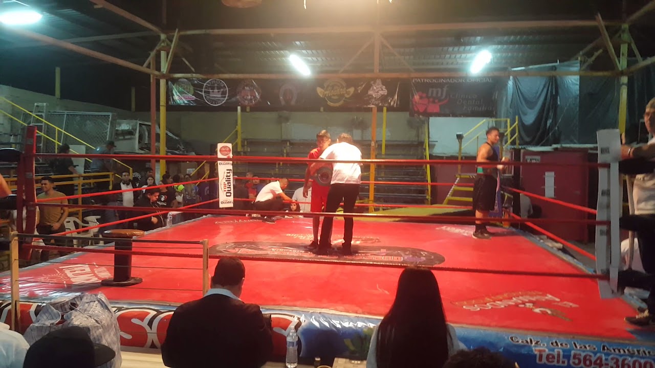 Premiacion de Kevin Angulo, Campeon su oponente se rajo! - YouTube