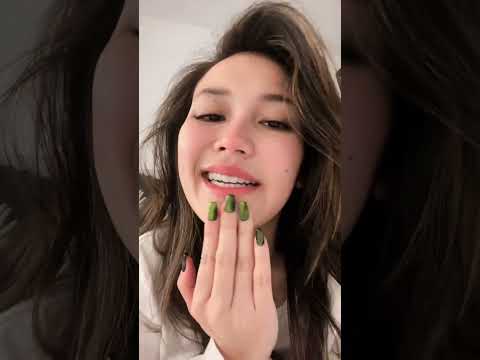 Ayu Ting Ting Instagram Live Stream