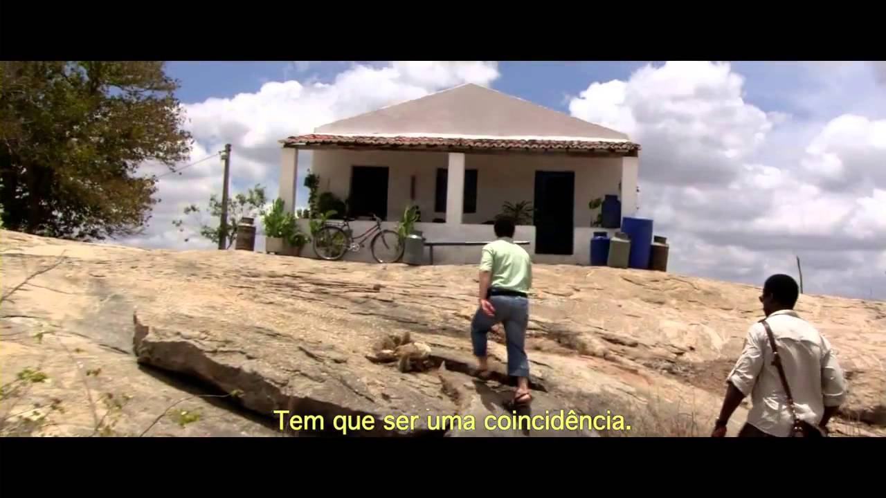 Área Q (2011) - Trailer Oficial [HD] - YouTube