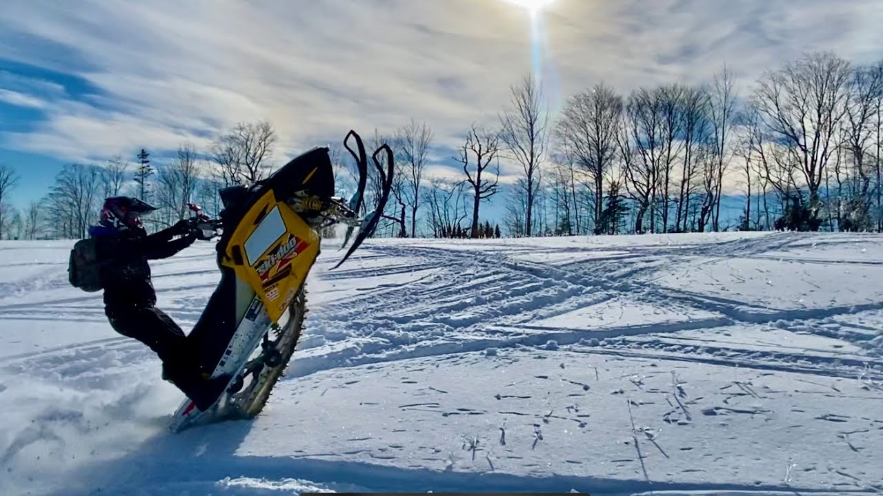 RIPPING RACE SLEDS! 600 sno pro, 440 rev , snow hawk - YouTube