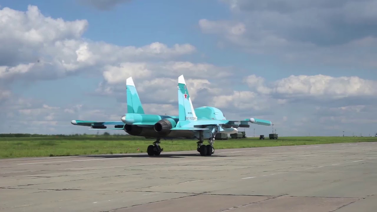 Sukhoi Su-34 Russian fighter-bomber/strike aircraft - YouTube