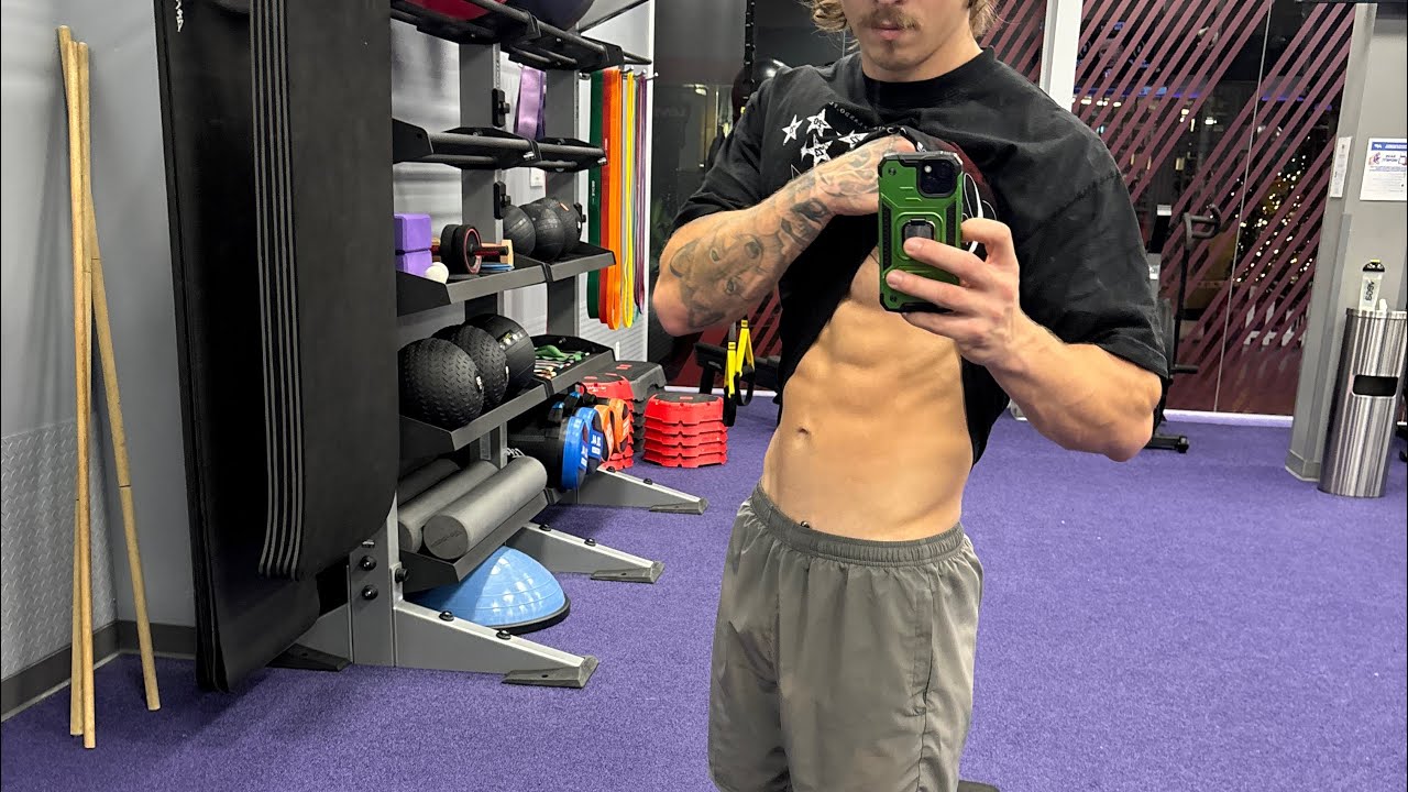 {RAW FOOTAGE} chasing the pump (back day) - YouTube