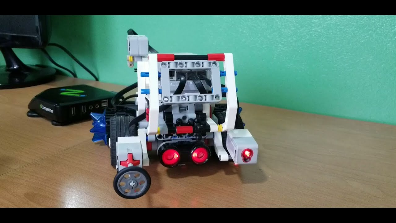 Triangulo con Robot EV3 - YouTube