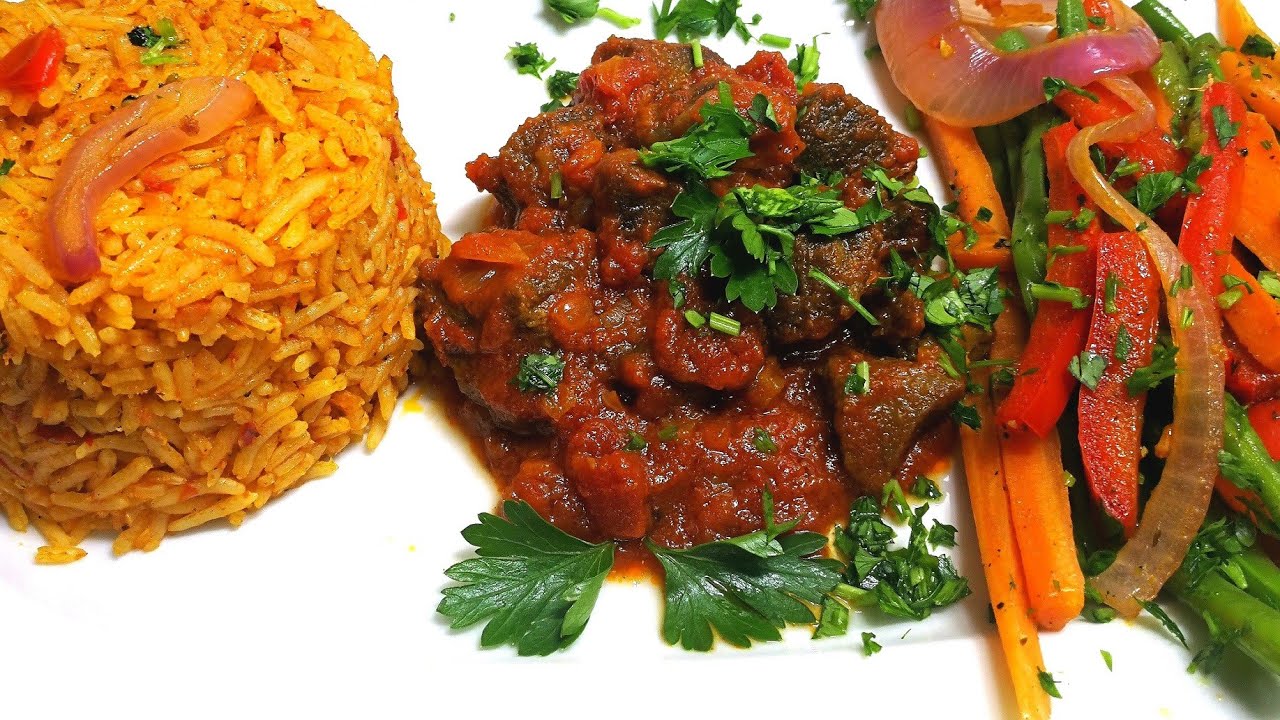 STEP BY STEP JOLLOFRICE AND VEGGIES RECIPE - YouTube