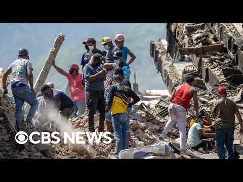 Venezuelans race against clock to rescue earthquake survivors