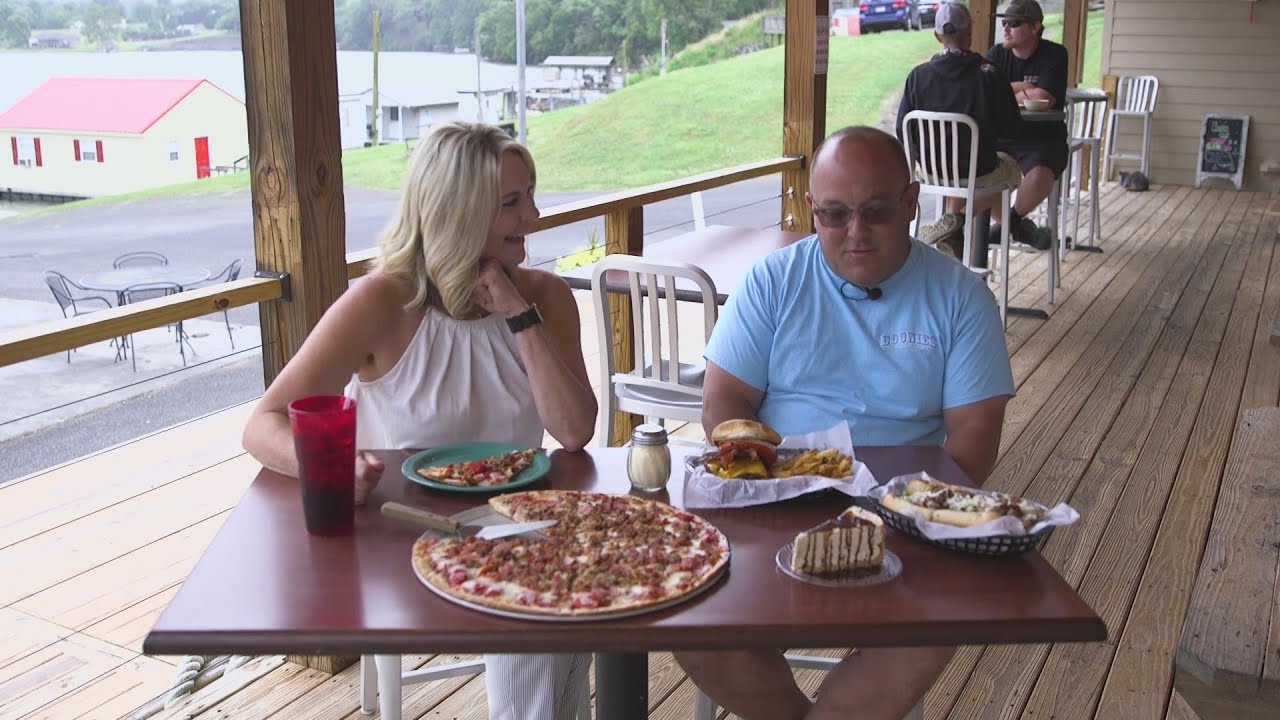 Boonies Restaurant & Pizzeria - YouTube