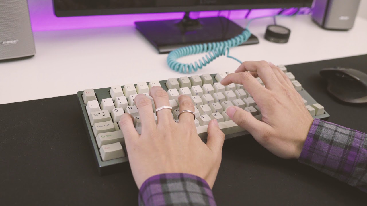 LZ CLS with SKCM Blue Alps Typing Sounds - YouTube