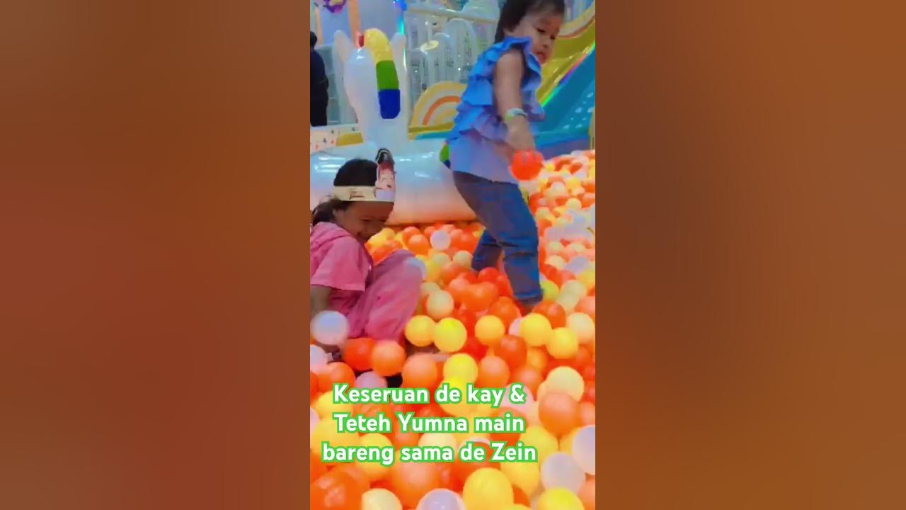 Keseruan de kay &Teteh Yumna main bareng sama de Zein #samantha #love - YouTube