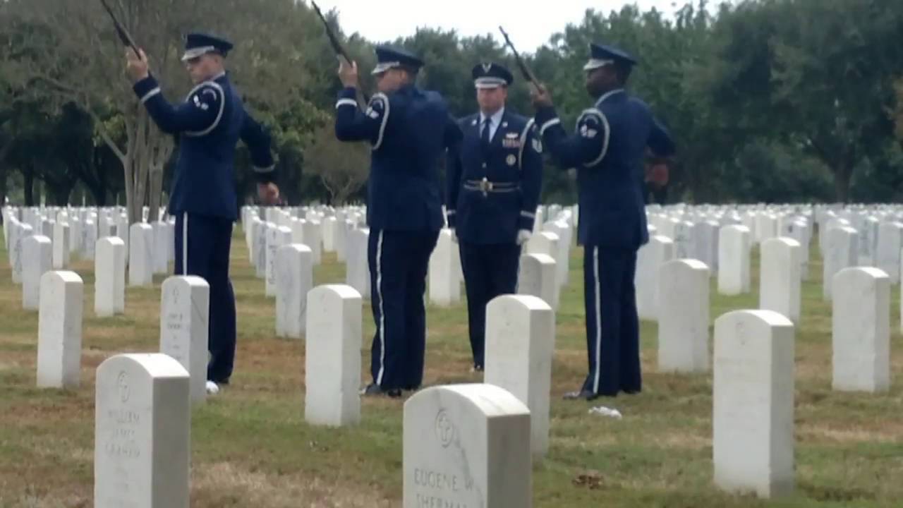 BURIAL AT FORT SAM HOUSTON CEMETARY - YouTube