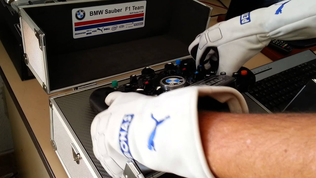 Introduction F1 Wheel - YouTube