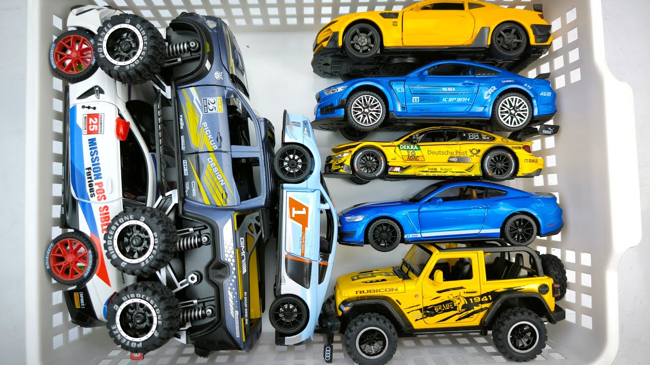 Box Full of Model Cars\Ford Mustang Shelby, Audi R8, Lamborghini Sian ...