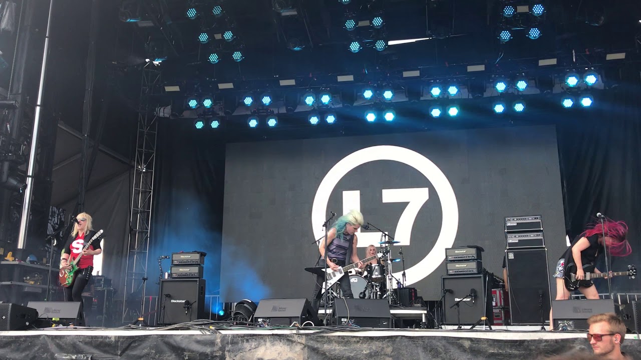 L7 - Shove - July 27, 2018 Montreal - YouTube