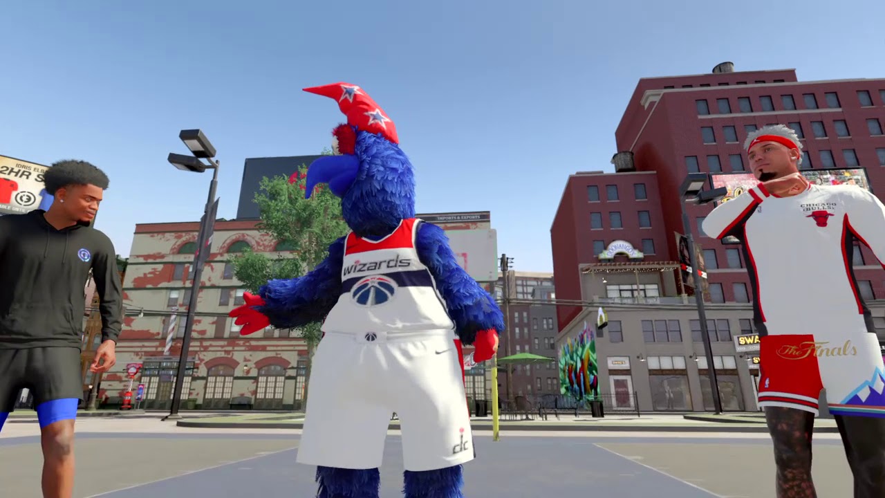 Dropped off mascot sweaty game - YouTube