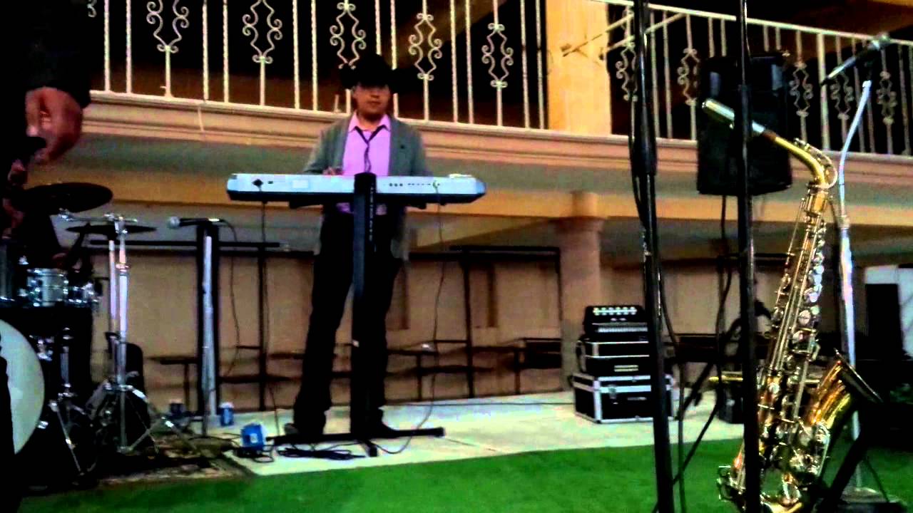 Norteño Express del profe Eddy Tremillo - YouTube