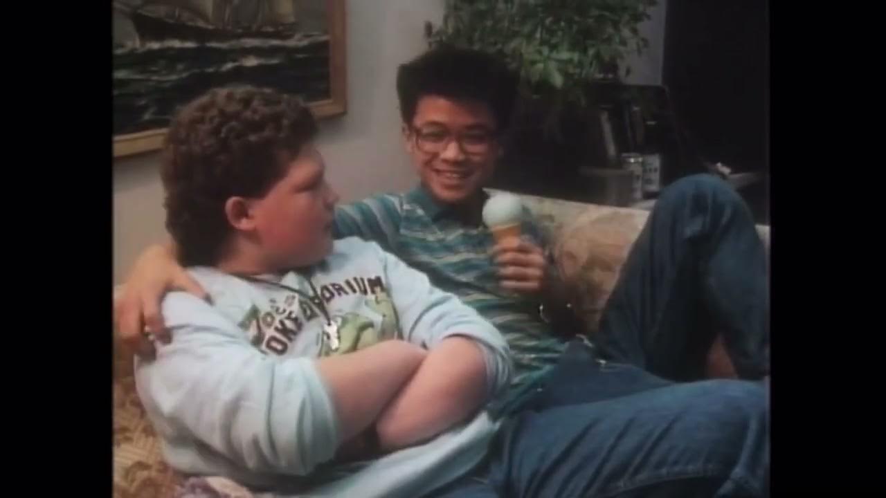 Degrassi Junior High - 3x13 “Making Whoopee” - YouTube