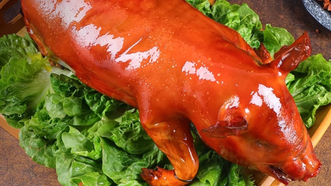 The Ultimate Whole Pig Roasting Guide: Easy & Delicious! - YouTube