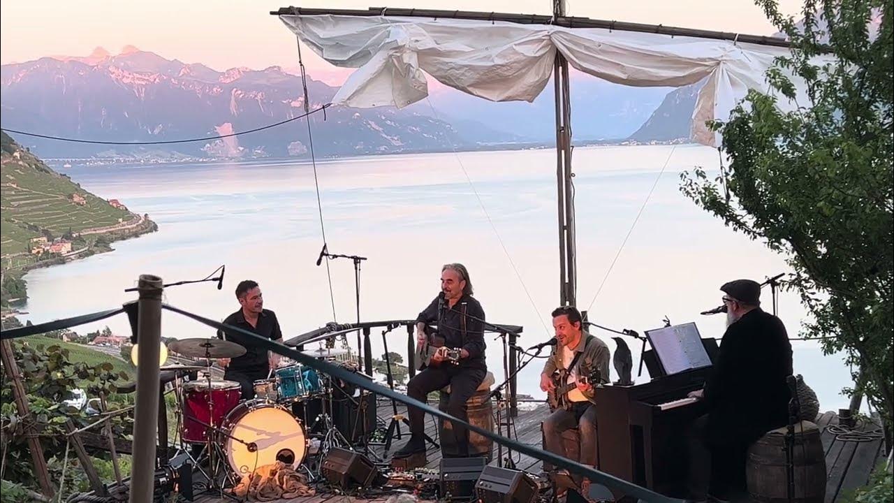 Stephan Eicher - Le Radeau des inutiles (Pas d'ami comme toi, déjeuner en paix) - YouTube