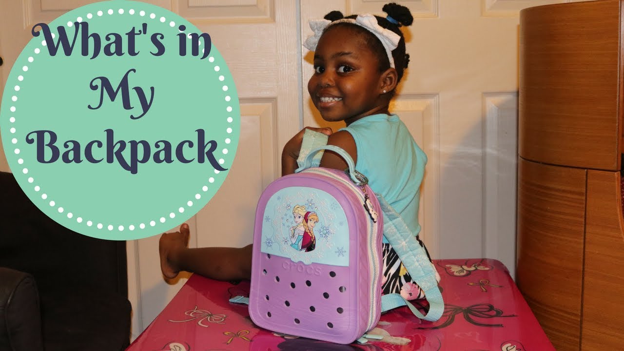 WHATS IN MY BACKPACK? | SURPRISES - YouTube