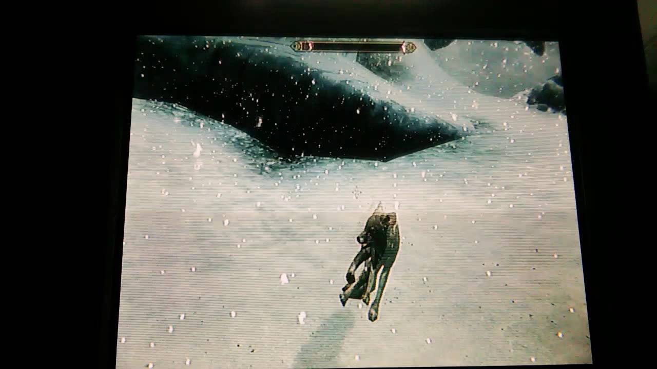 Skyrim: Playing with dead snow fox - YouTube